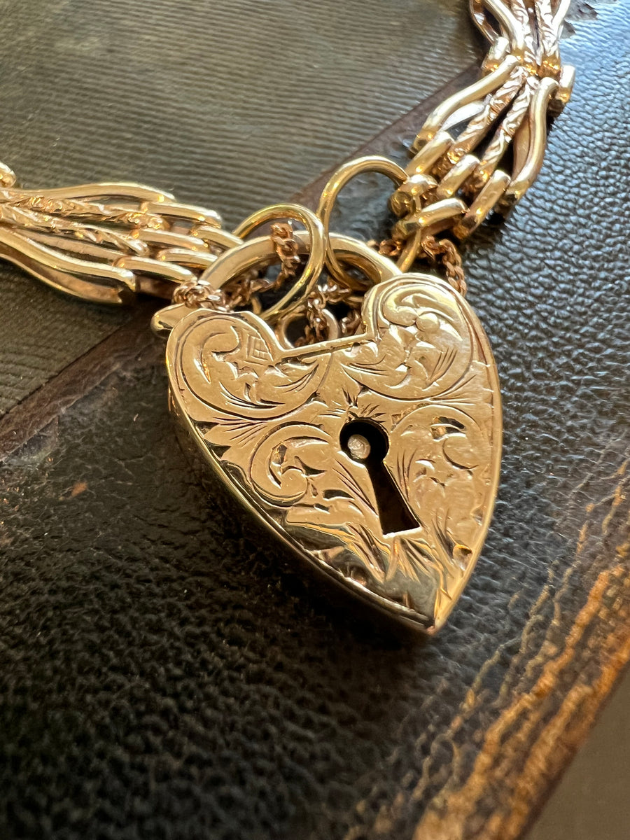 Antique Gate Link Bracelet in 9ct yellow gold. – Bilkey & Co
